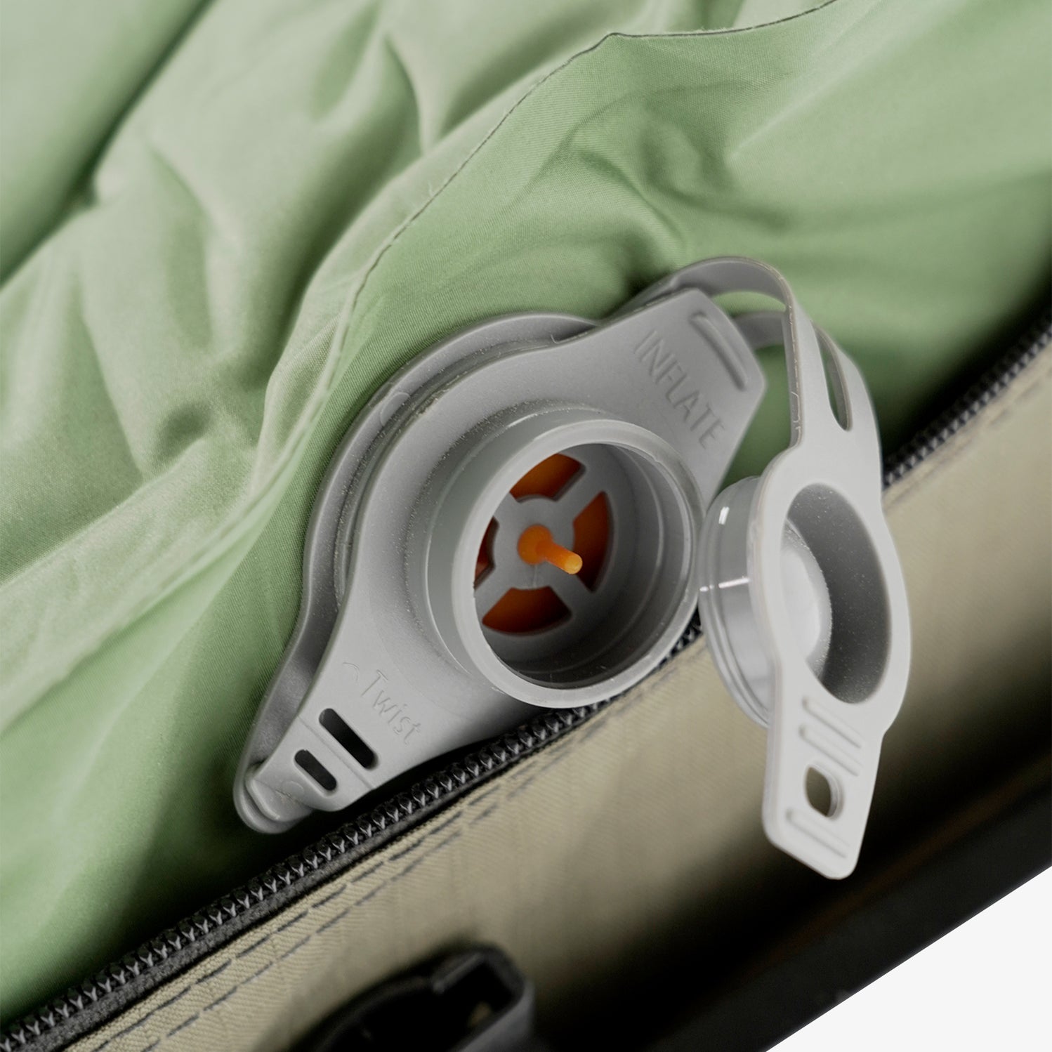 Inspired Overland Carbonlite Carbon Fiber Rooftop Tent V2 - Recon Reco ...