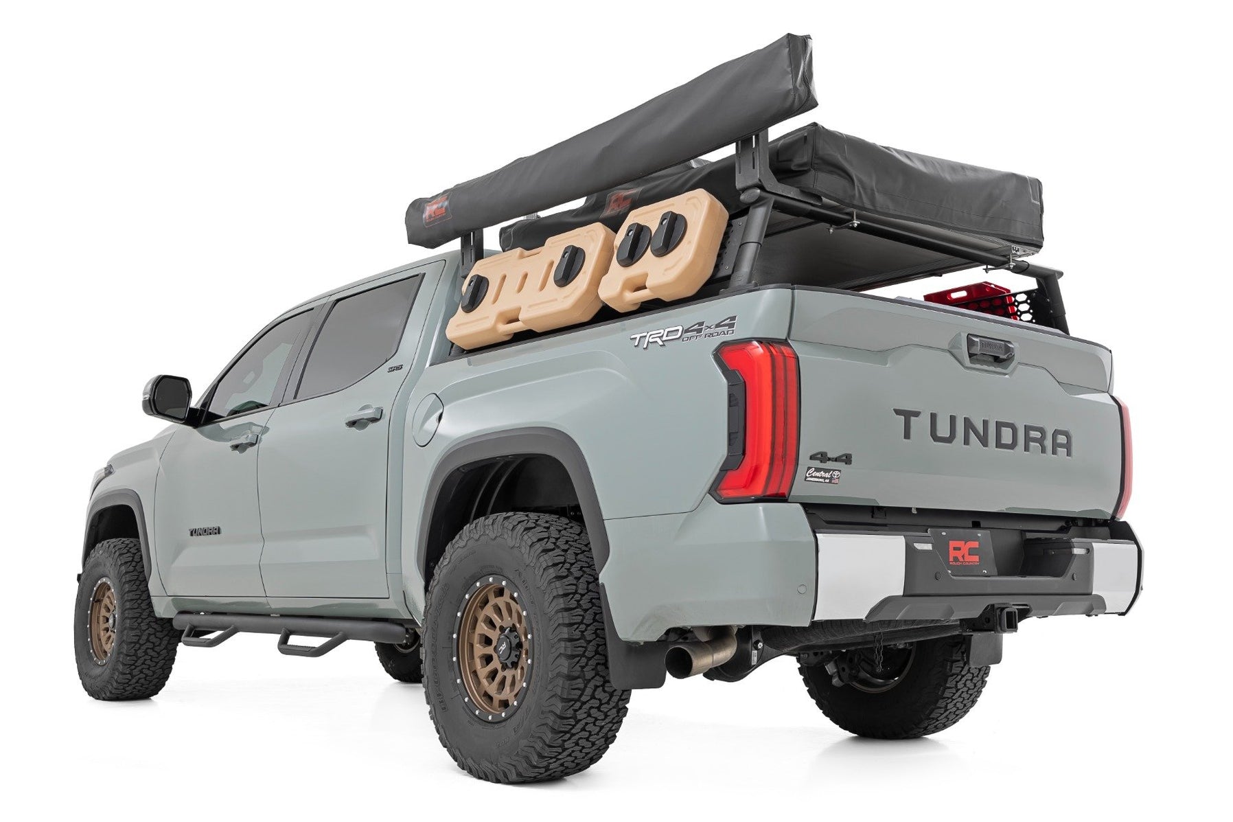 Rough Country Flat Fluid Containers with Lockable Mount - Recon Recove ...