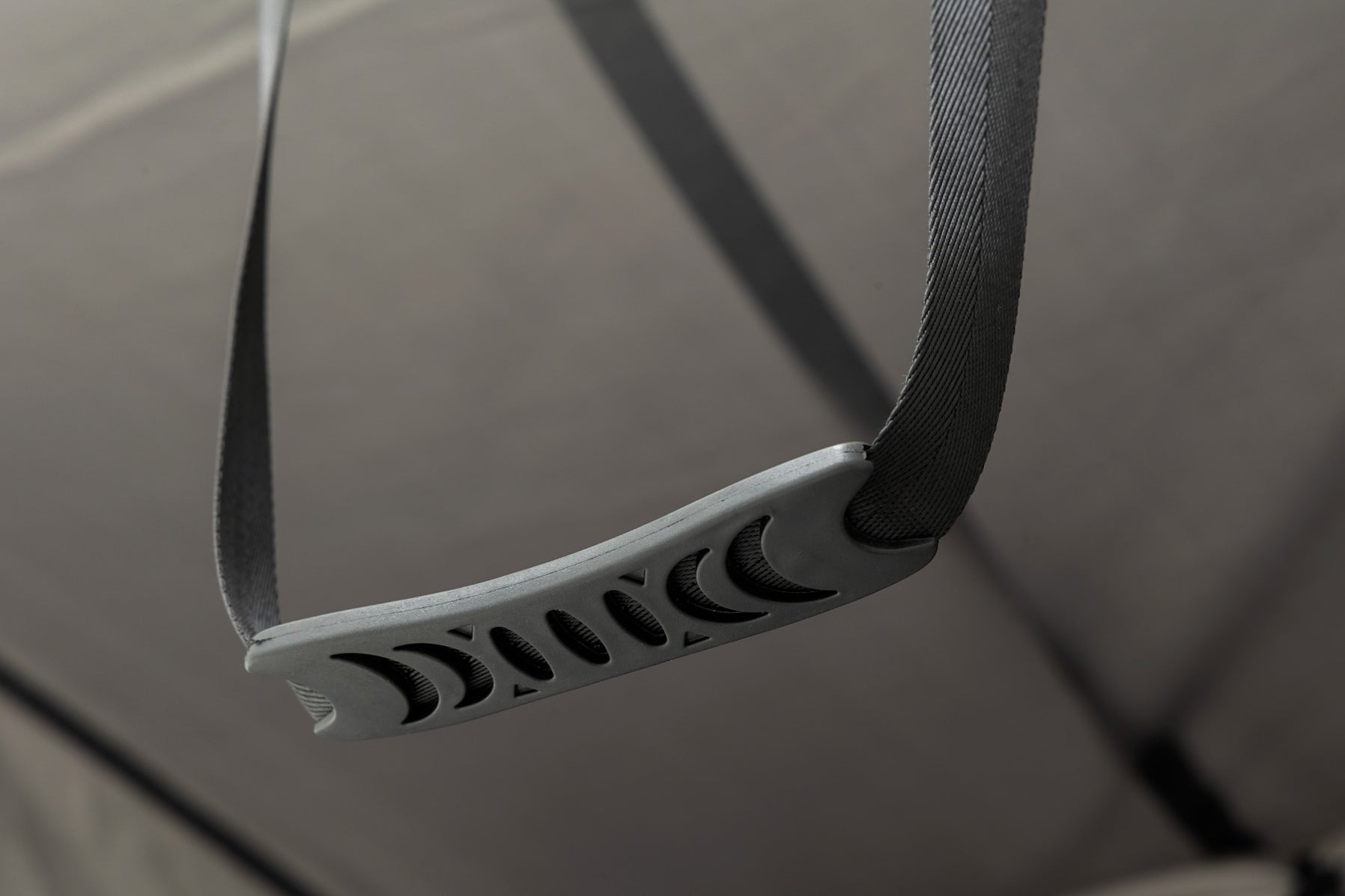 Rough Country Hard Shell Rooftop 3 Person Overlanding Tent - Recon Recovery